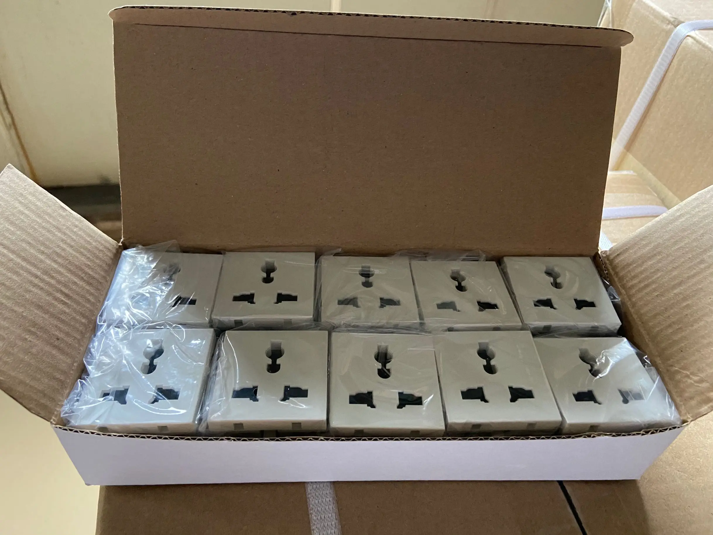 Nepci 45x45mm Pdu 3 Pin Uk Power Socket Module Xjy-qb-30b 45 Degree ...