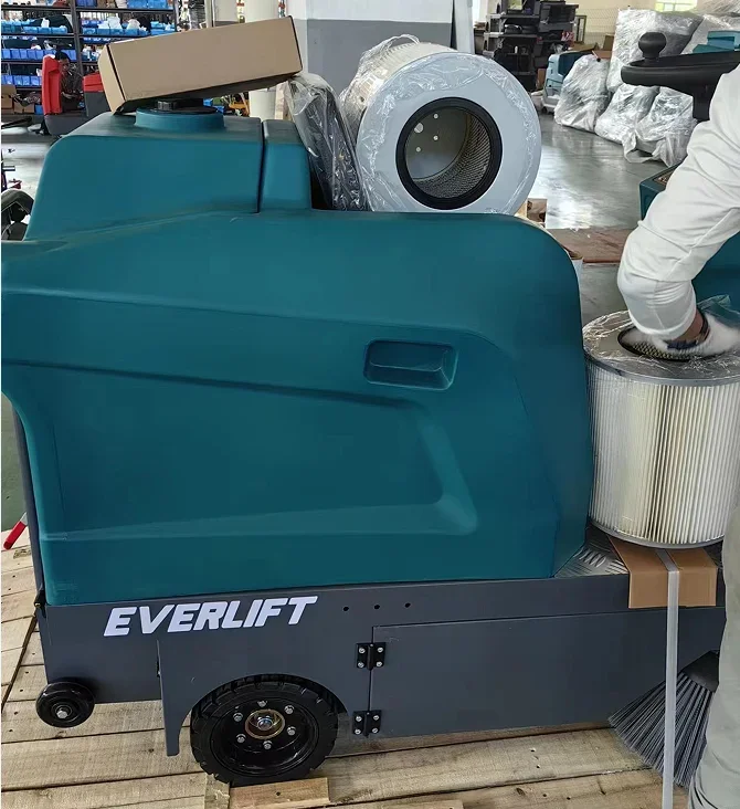 Everlift Automatic Driveway Sweeper Double Box Floor Washer Scrubbing ...