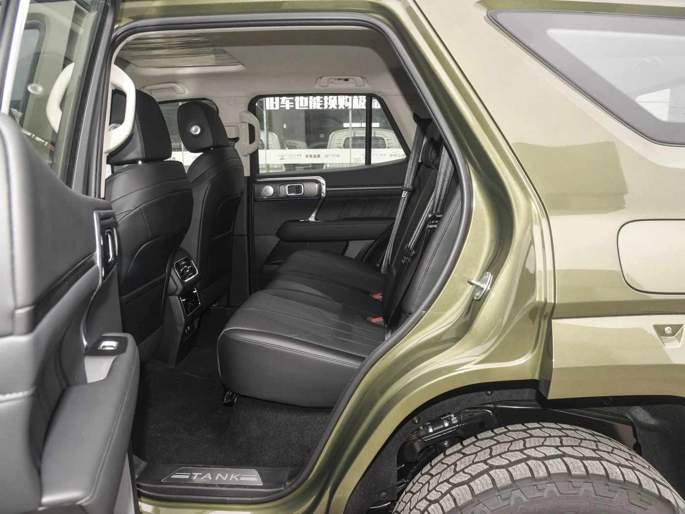 2024 GWM Tank 400 Hi4t Hybrid SUV - Electric Offroad Vehicle