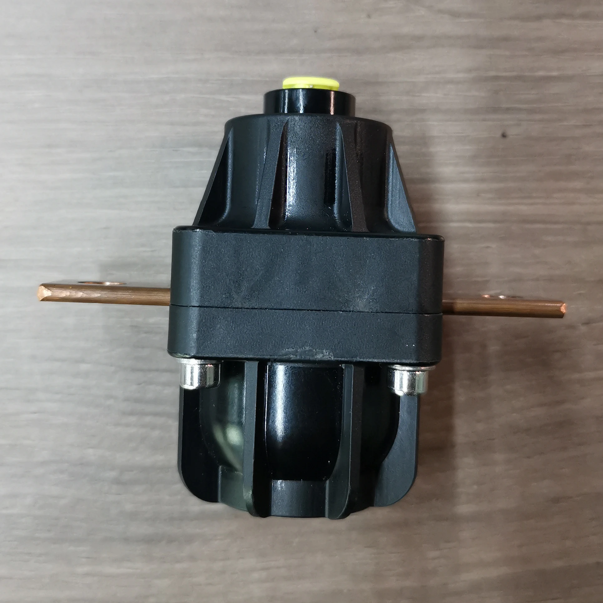 New High Voltage Battery Disconnect Pyrofuse Safety Module EV Pyro Fuse ...