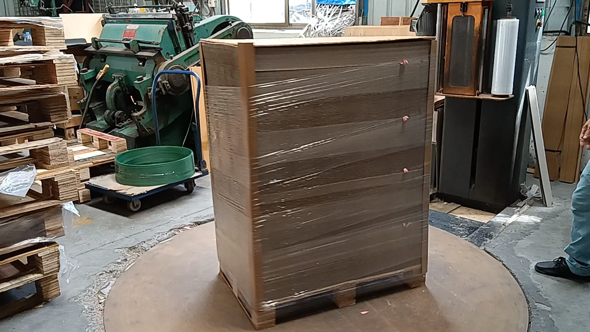 2mm Uncoated Grey Paper Gray Board - Buy Round Paper Cake Tray Paper ...