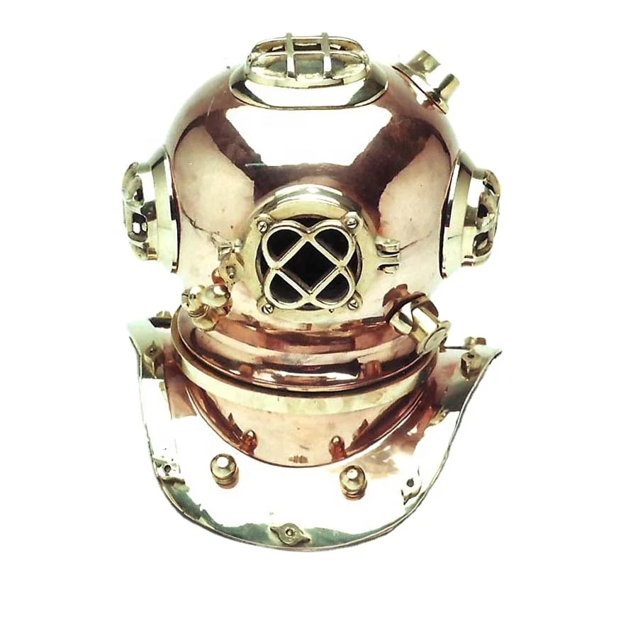 Helm Menyelam Dan Penyelam Kerajinan Dengan Dasar Dan Lembaran Tembaga ...