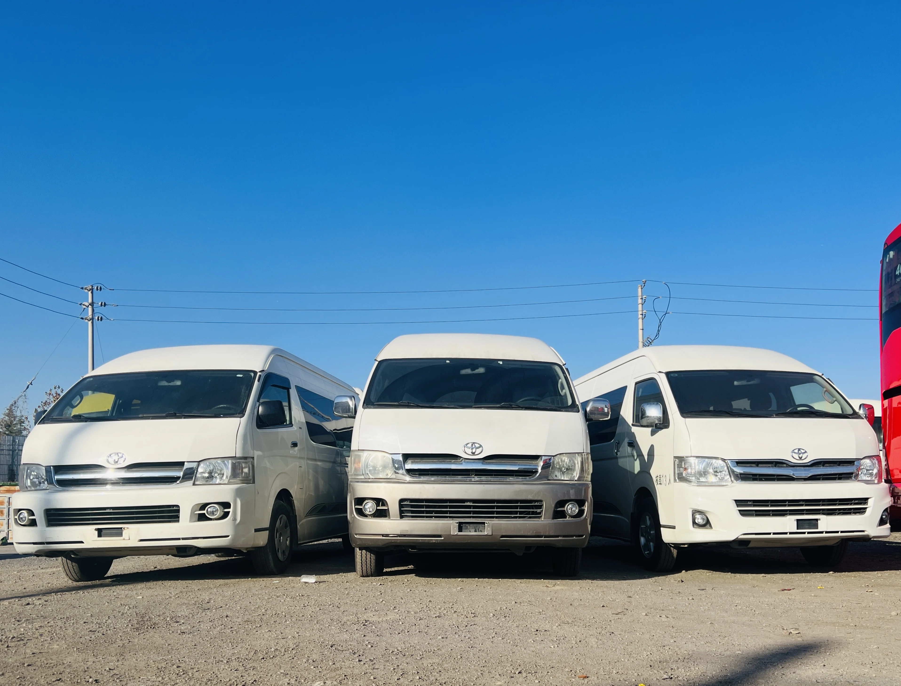Alibaba.com: Coaster Hiace 12-seater gasoline minibuses, second-hand ...