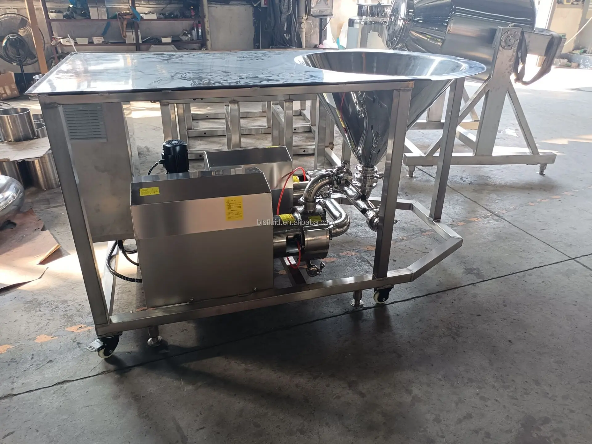 High Efficiency Milk Water Powder Mixer With Platform and Hopper ...