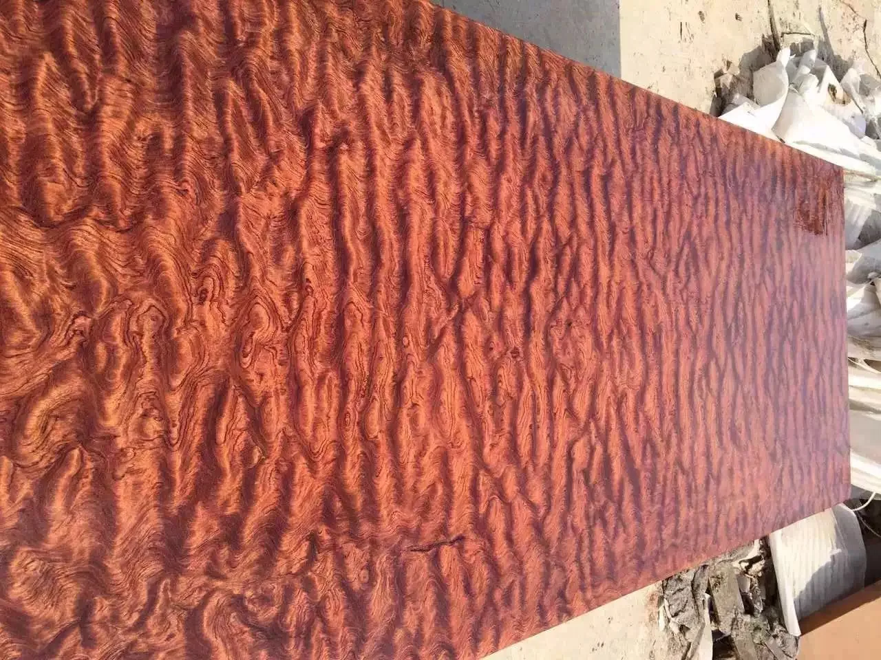 Luxury Burl Bubinga Slab Table - High-End Dining Table for Villas with ...