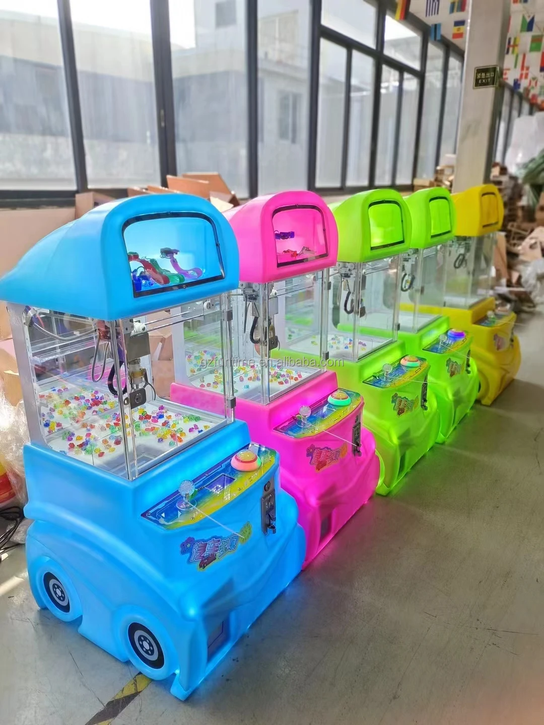 Guangzhou Claw Machine Mini Claw Machine With Bill Acceptor Custom Claw ...