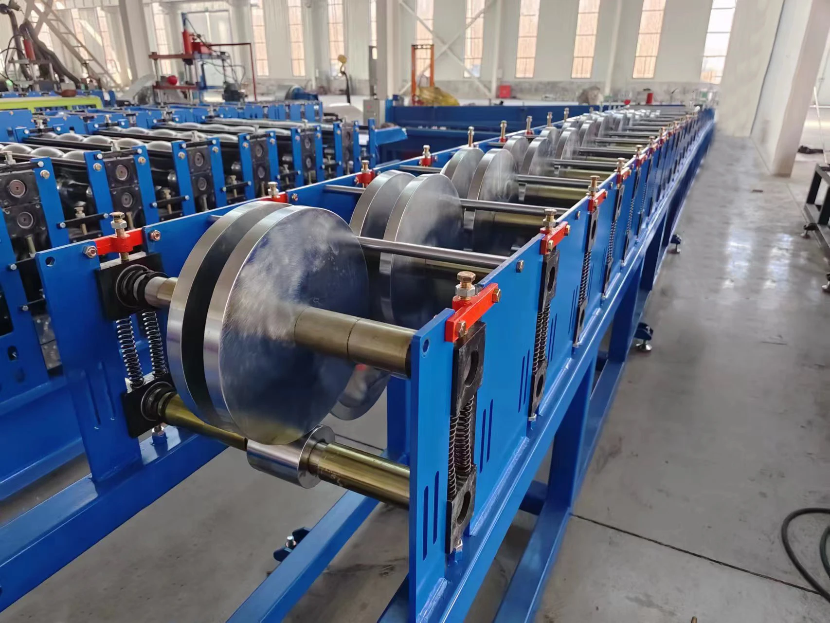 Roller Shutter Door Profile Roll Forming Machine Metal Garage Door Slats Making Machine - Buy ...
