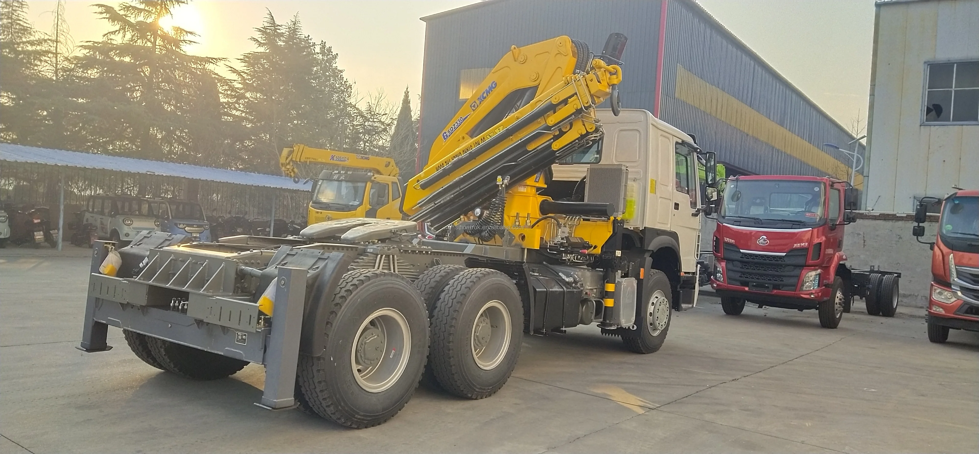 SINOTRUK TRACTOR TRUCK MOUNTED 16 20T 30 TON Knuckle Boom Crane Truck ...