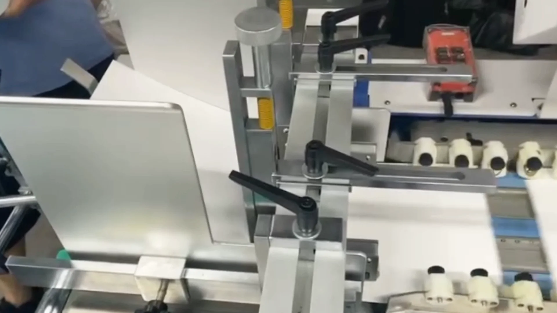 Automatic Vinyl Application System Double Sided Tape Pasting Machine ...