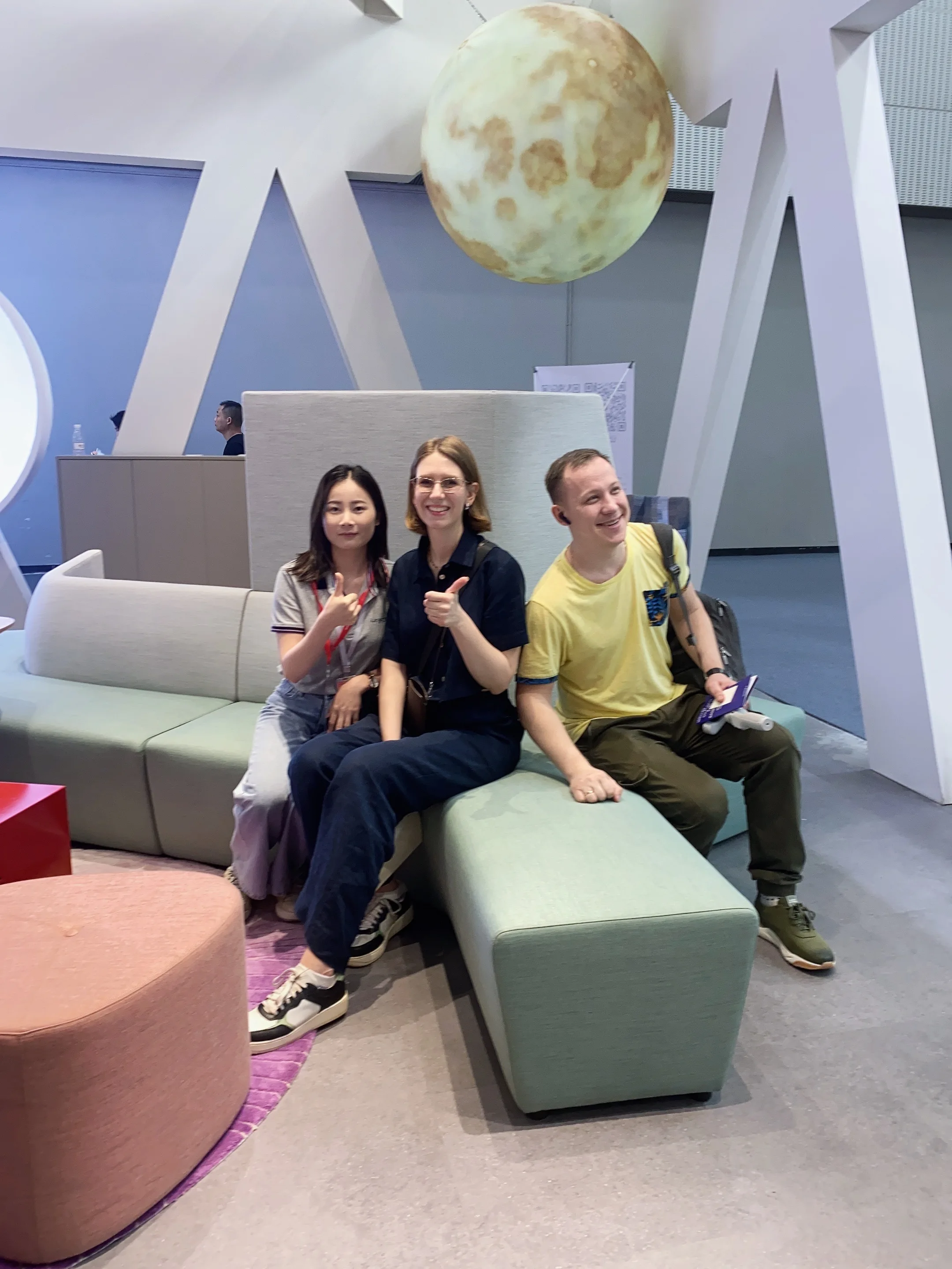 Modern Wooden Modular Office Desk 2 4 6 8 Seater Coworking Workstation ...