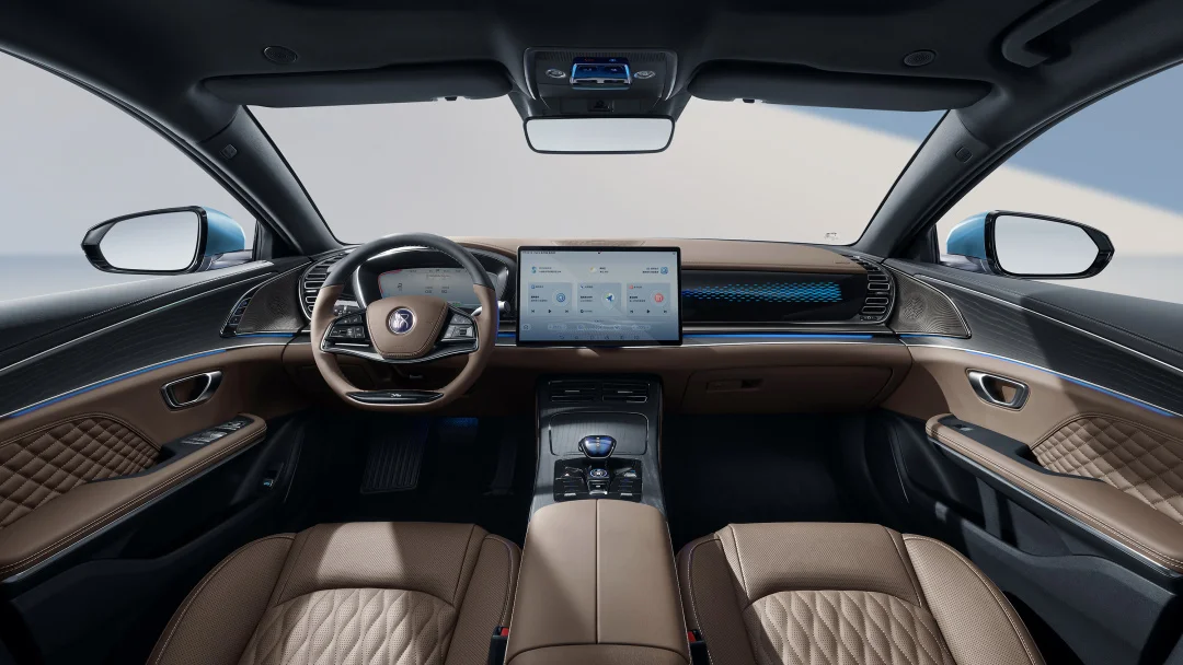 China Byd Dynasty Series Byd Han Dm-i Ev New Energy Electric Vehicle ...