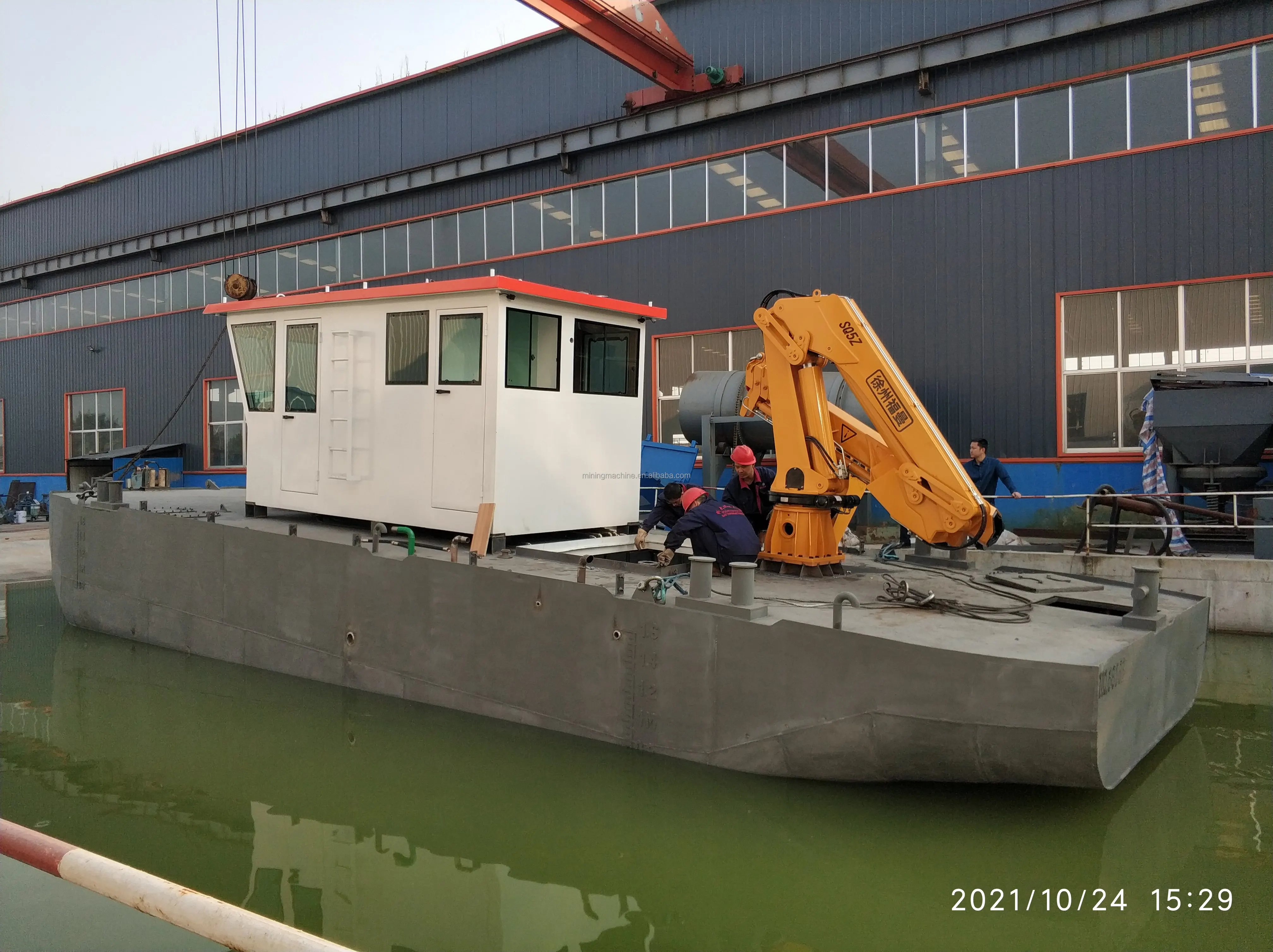 Container Vessels and Barges for Sale - Professional Transport