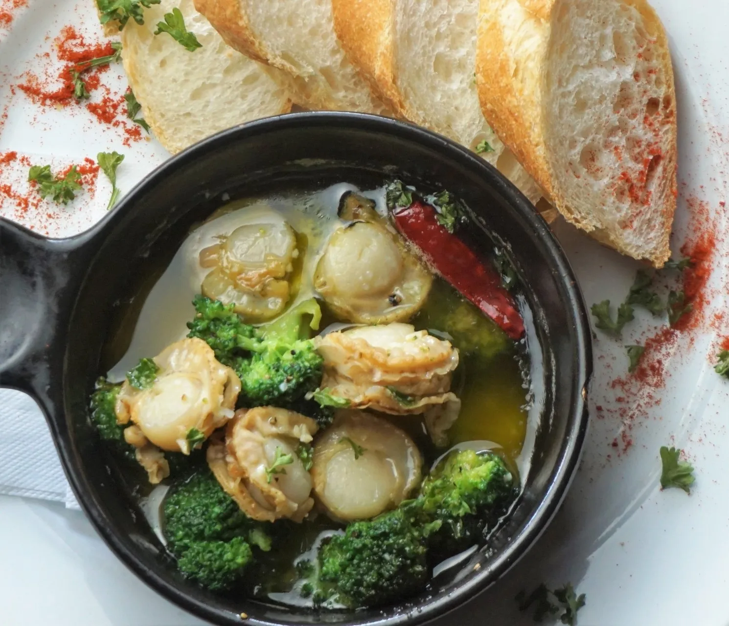 Frozen Scallop (with Shell Half Shell Scallop Meat) - Buy Frozen ...