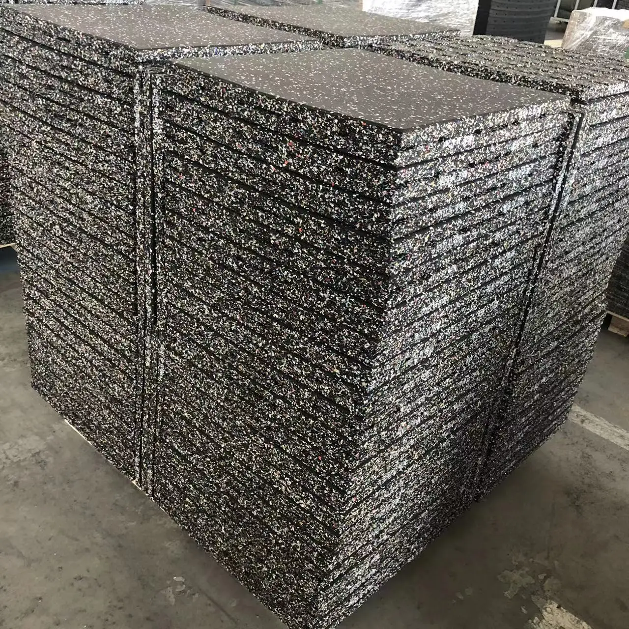 Customized Gym Mats - Durable, Antislip Rubber Flooring