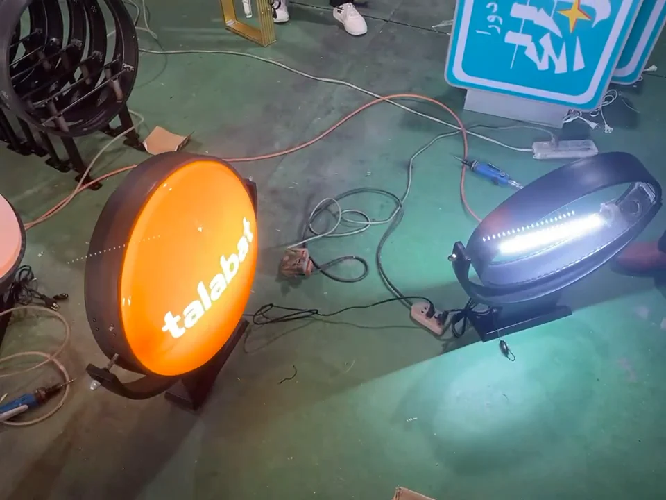 Custom Waterproof Outdoor Round Light Box Display Double Sided Lighting ...