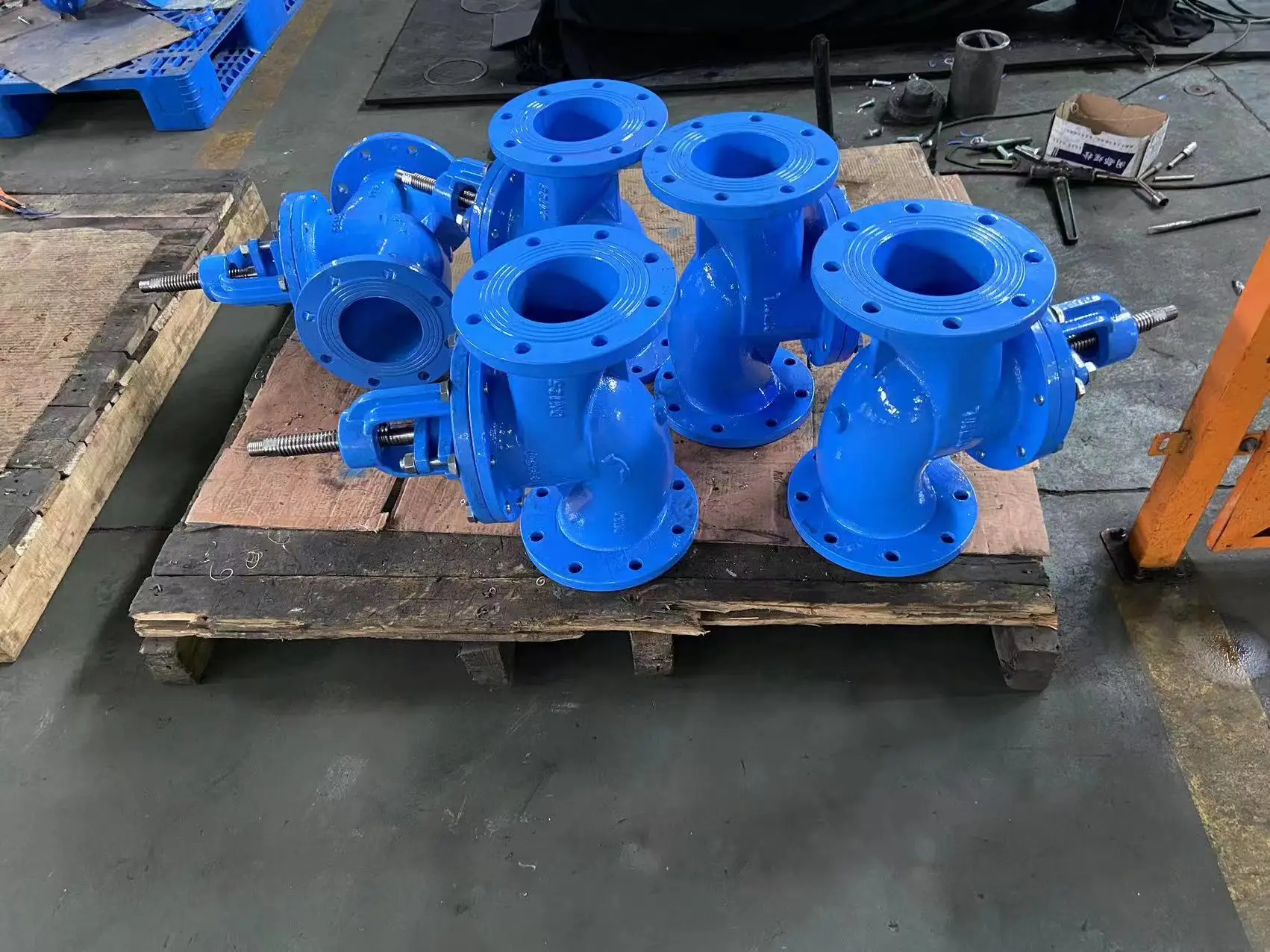 Din Standard Ductile Cast Iron Flange Steam Bellow Seal Globe Valve for ...