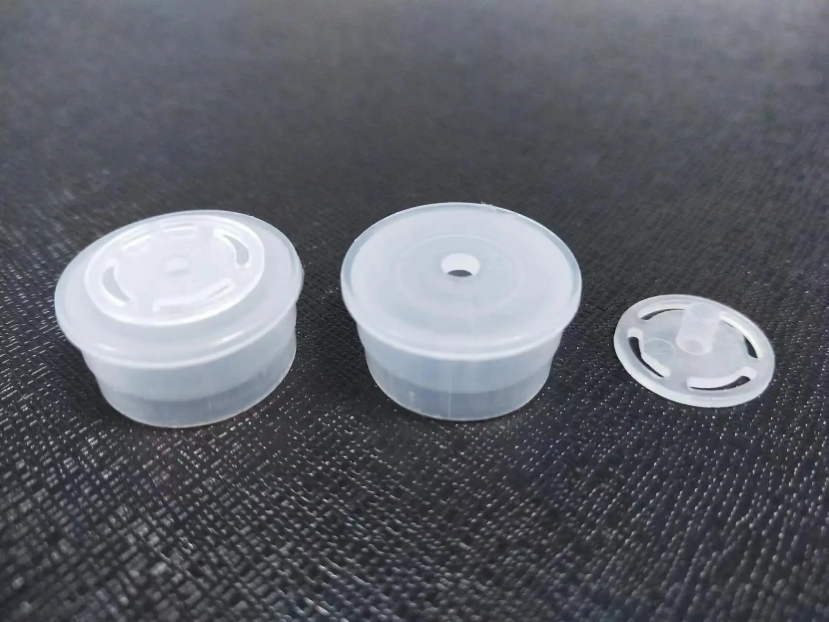 Custom Transparent Cosmetic Inner Plug Lotion Bottle Plastic Inner ...