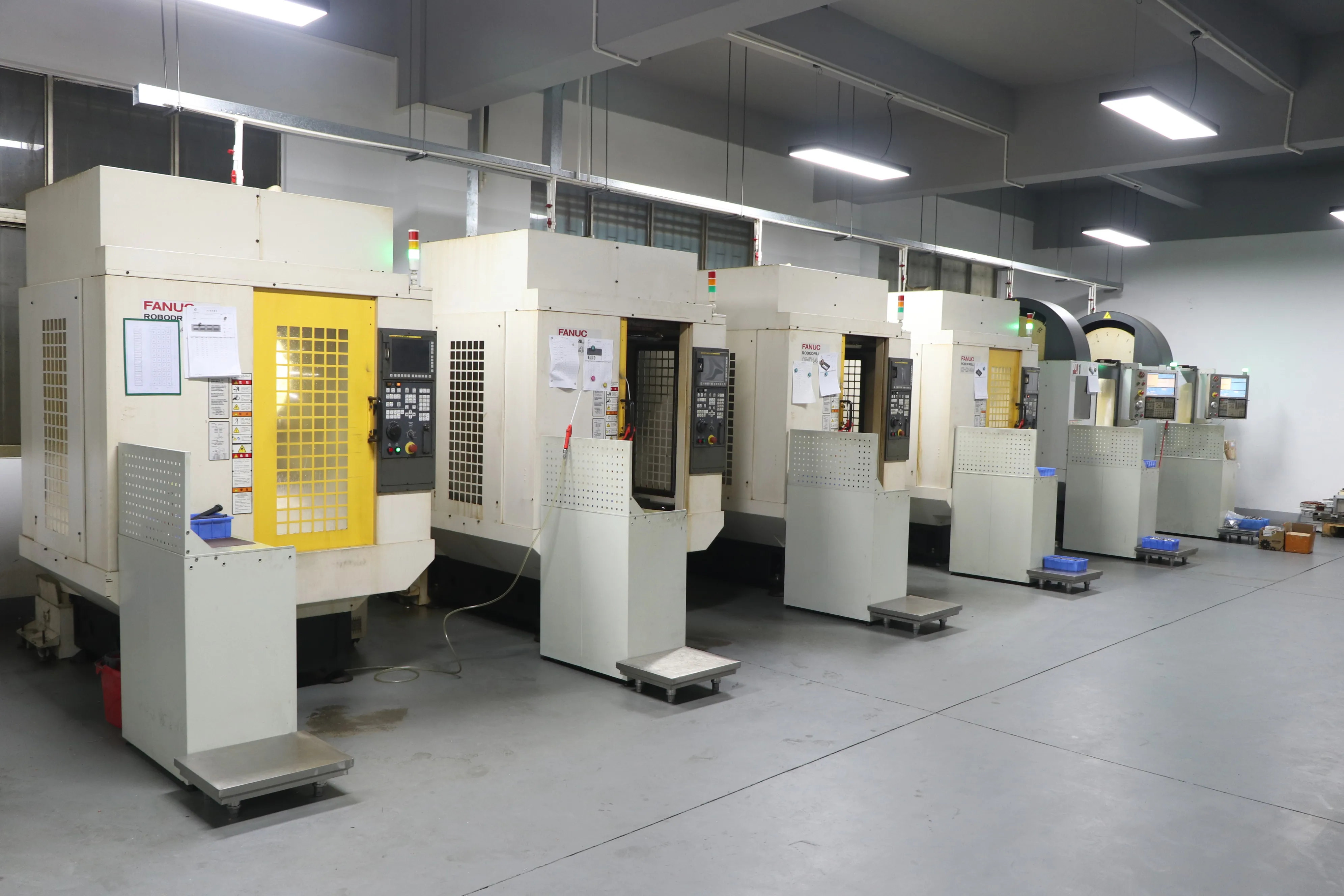 Low Volume Mold Slide Retainer Mini Turning Cnc Parts Precision ...