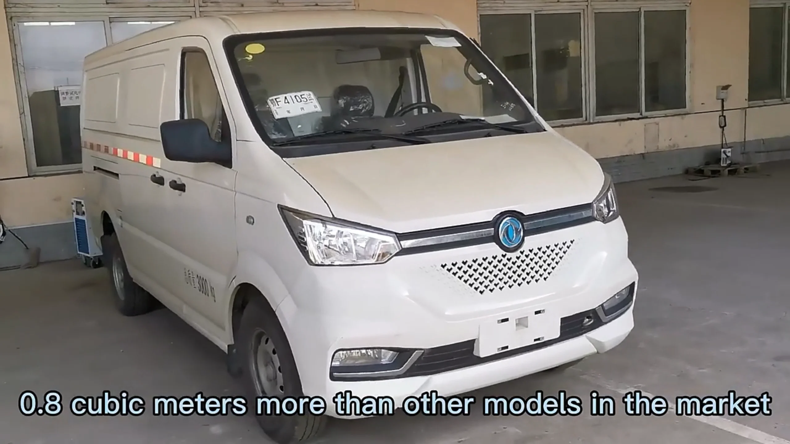 Eco Truck New Energy Electric Vehicle 4 Wheel Cargo Delivery Small Van ...
