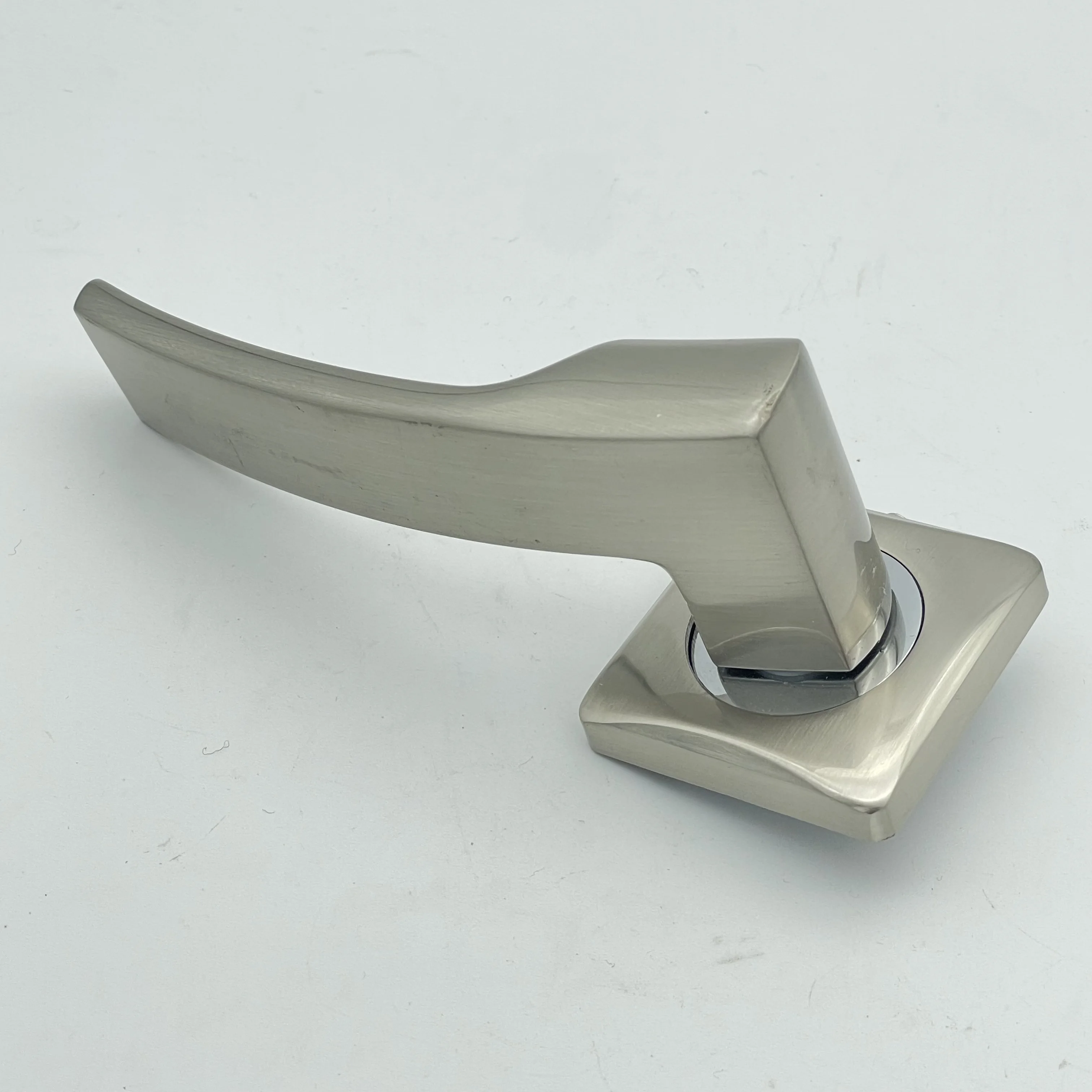 Modern European Internal Full Zinc Door Lever Handle - Buy European ...