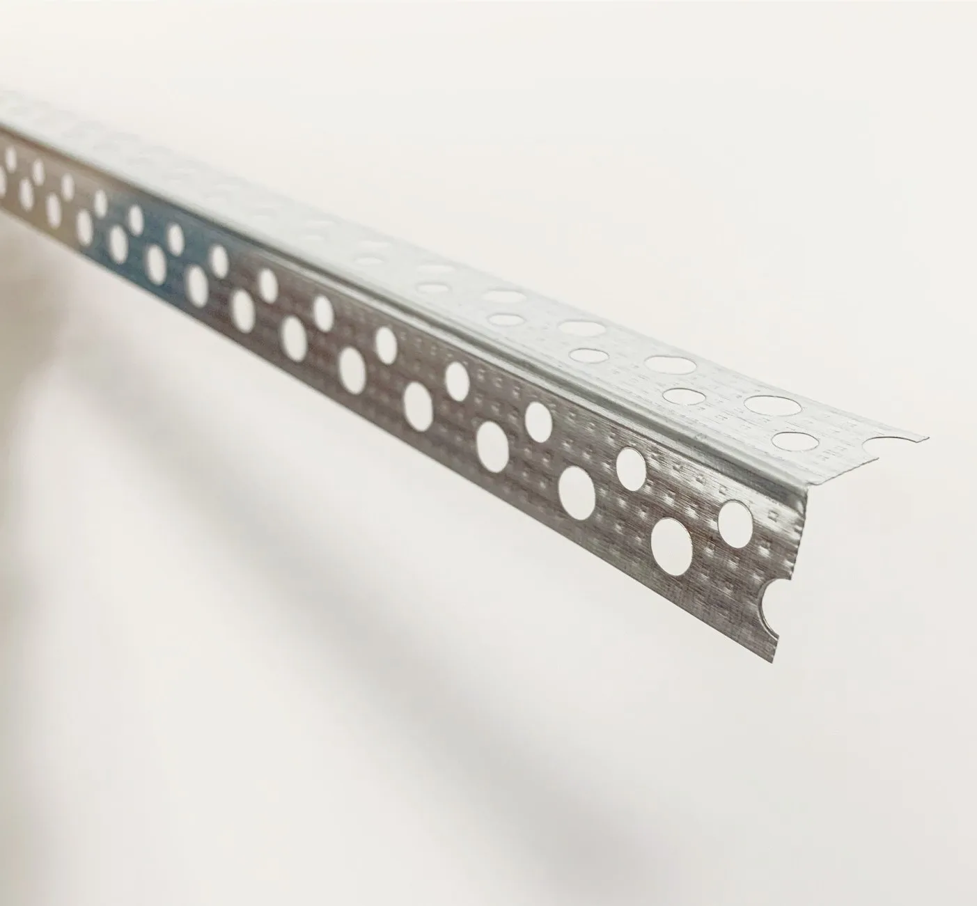 Galvanized Steel Drywall Profile Perforated R Angle Wall Corner ...