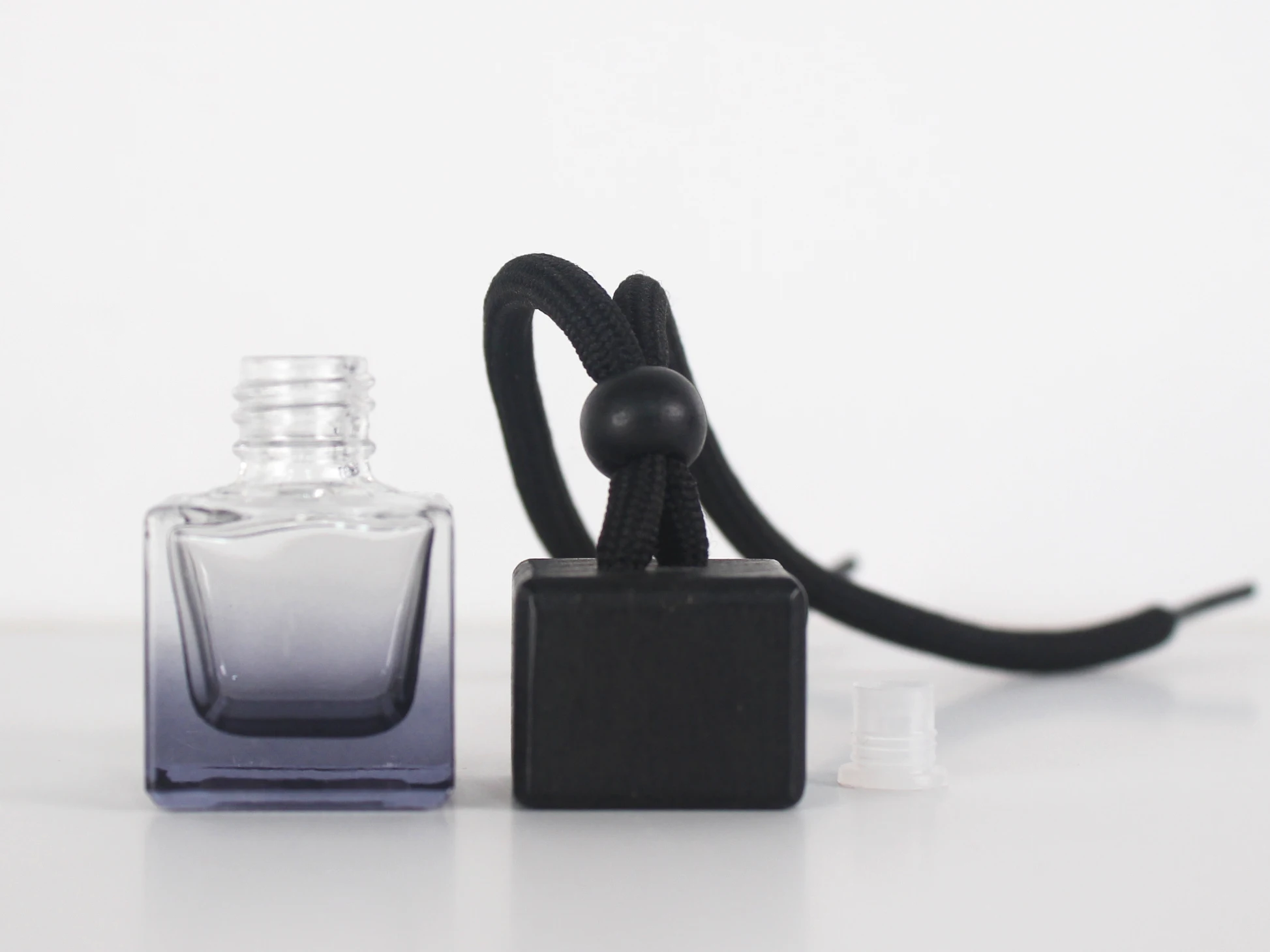8ML Square Mini Car Diffuser Bottle Classic Hanging Glass Empty Bottle ...