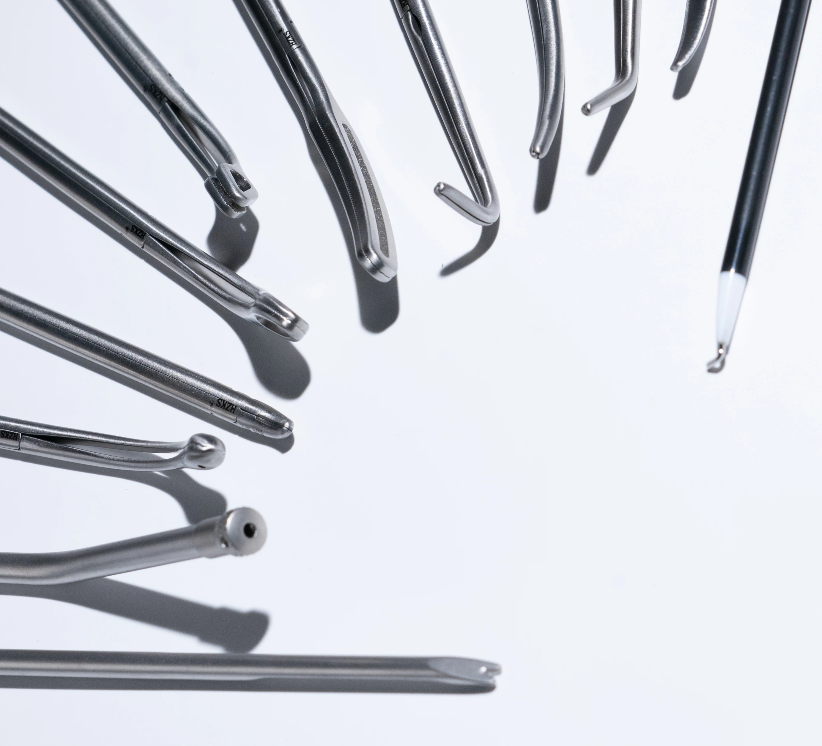 Thoracoscopic Instruments - Precision and Reusability