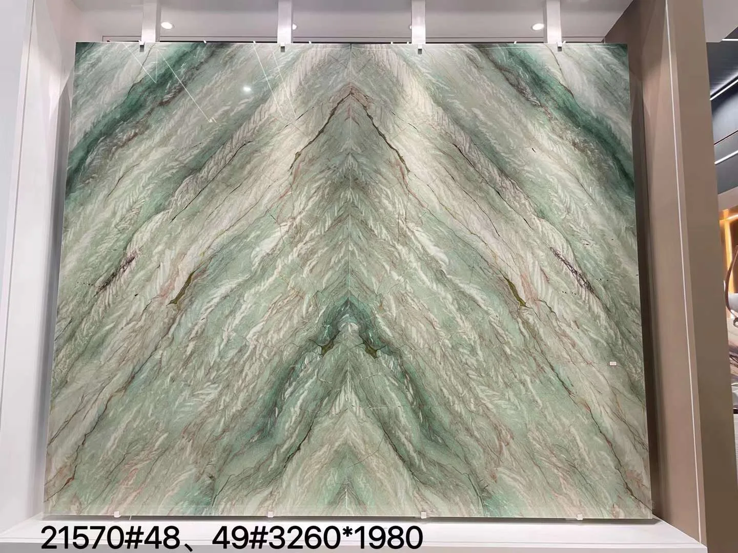 Luxury Polished Emerald Green Quartzite Slab Tiles for Hotel Decor