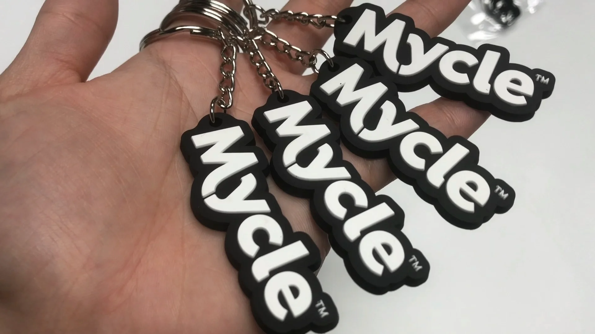 New Style Custom 2d 3d Personalized Keychains Promotional Custom Design ...