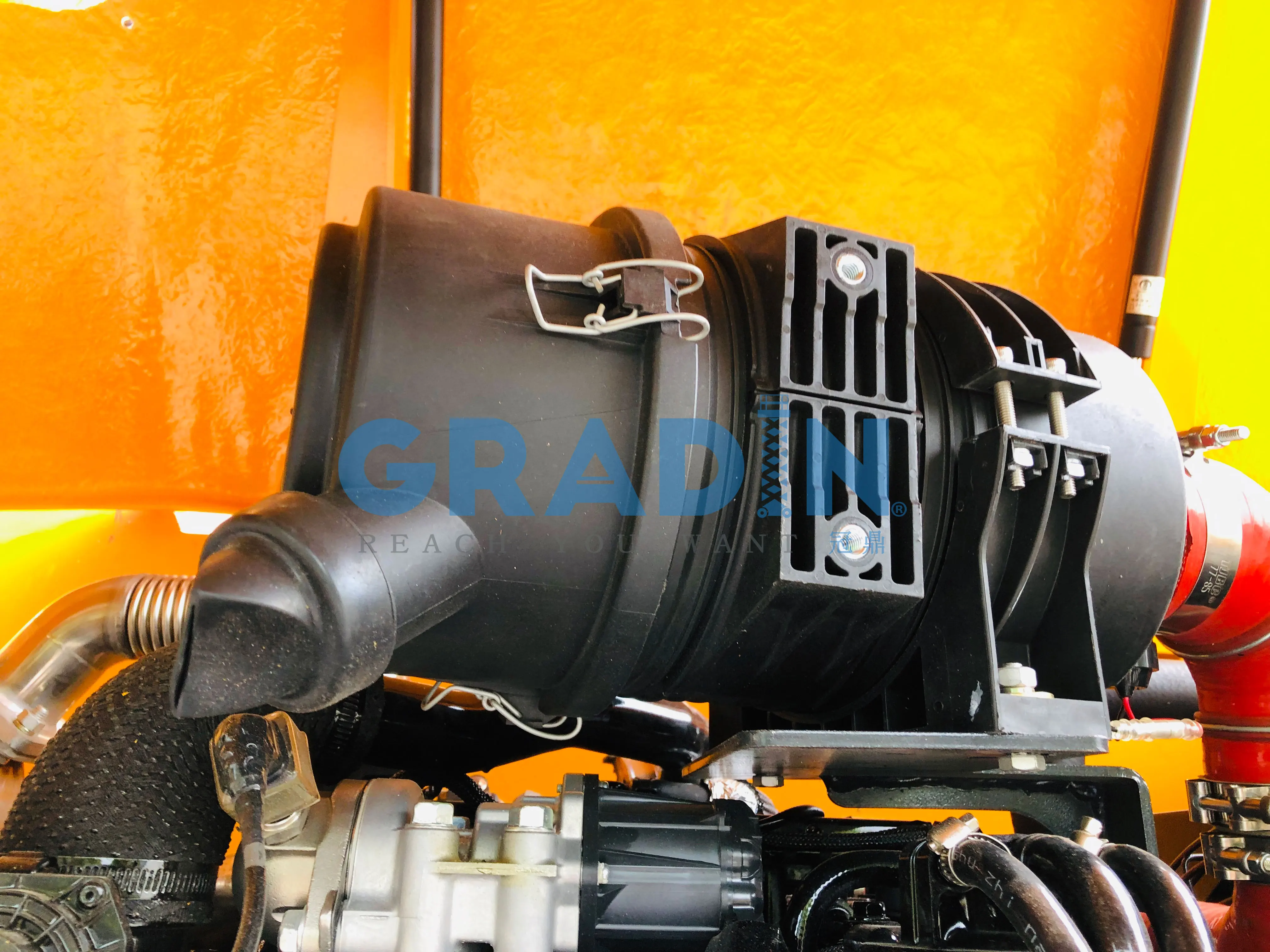 26m Meter Articulated Boom Lift Self-propelled Articulating Boom Lift ...