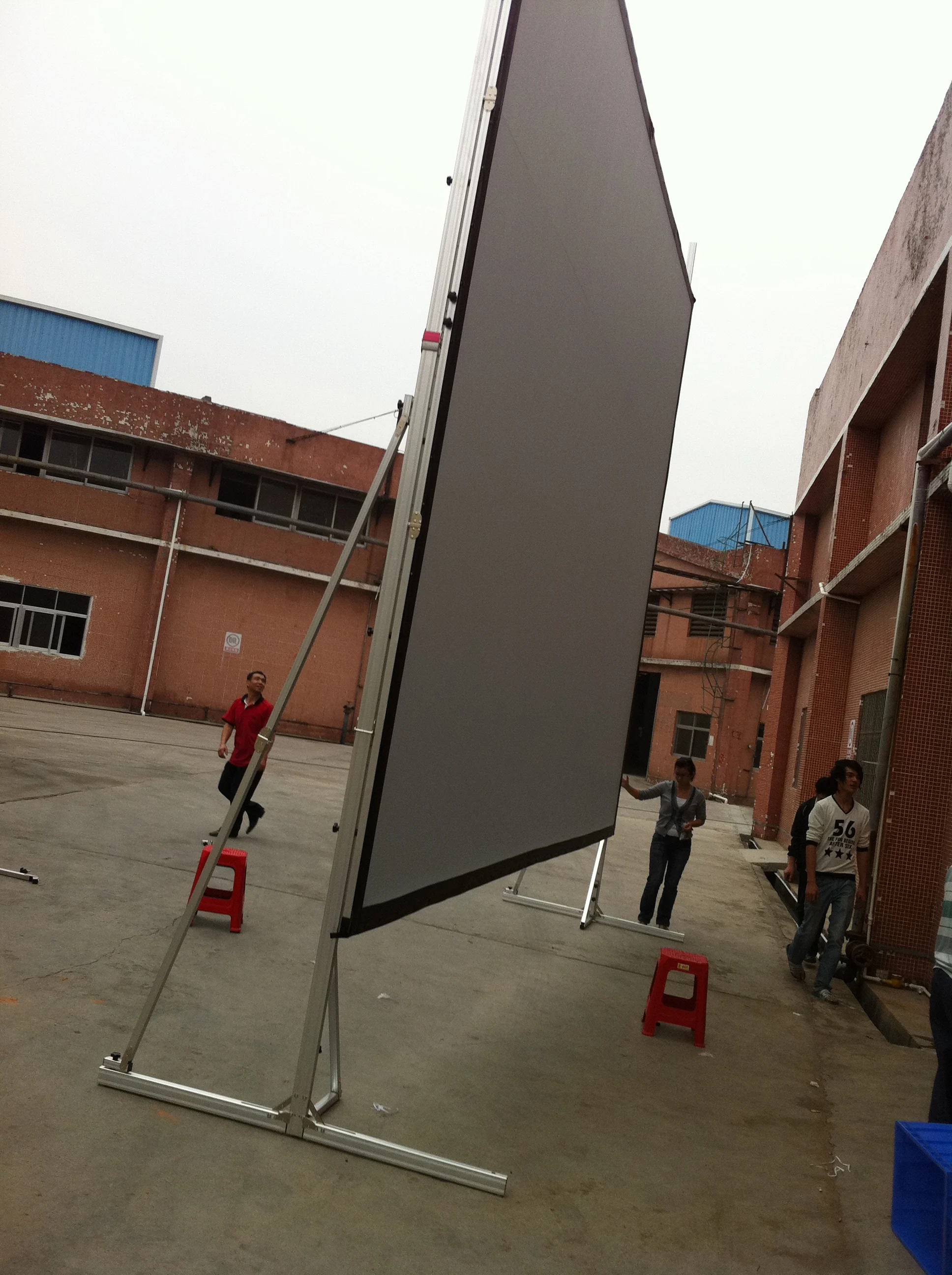 220" Fast Fold Projector Screen - 16x9 Portable Projection Screen for ...