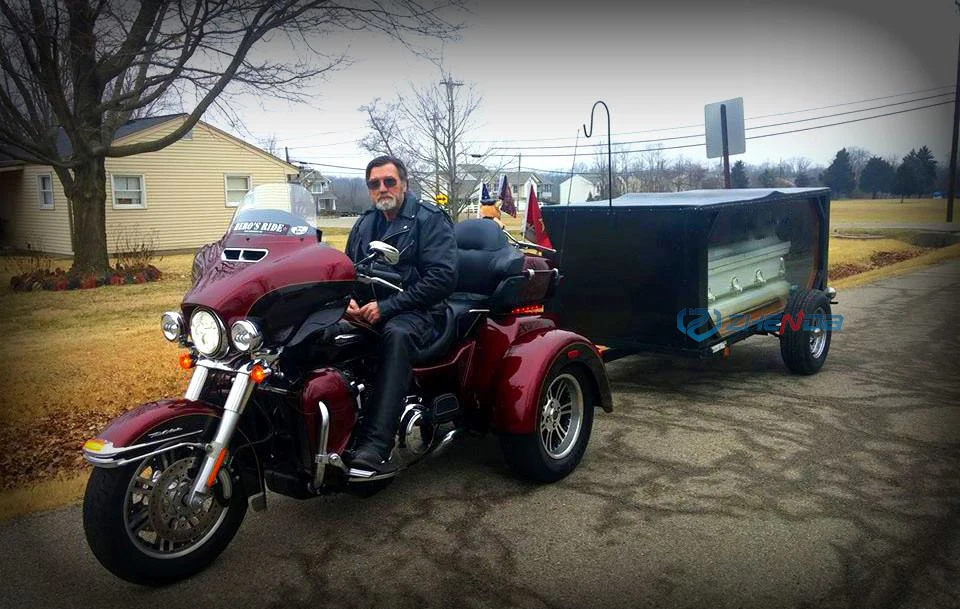 Classic Car-Style Hearse - Special Transport Funeral Vehicle