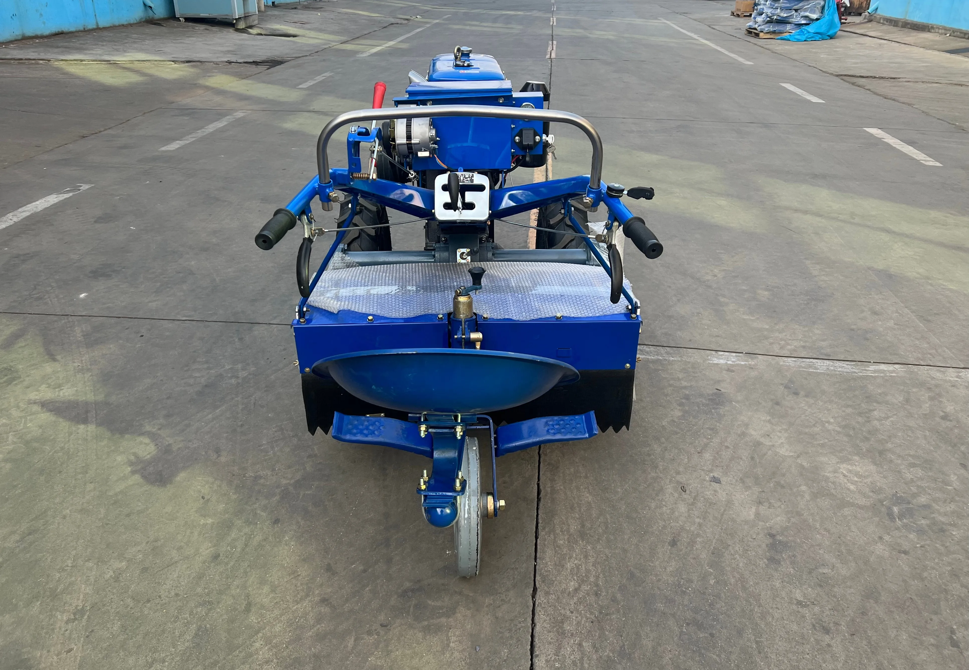 Secure Agricultural Hand Tractor with Seat Mounting Option