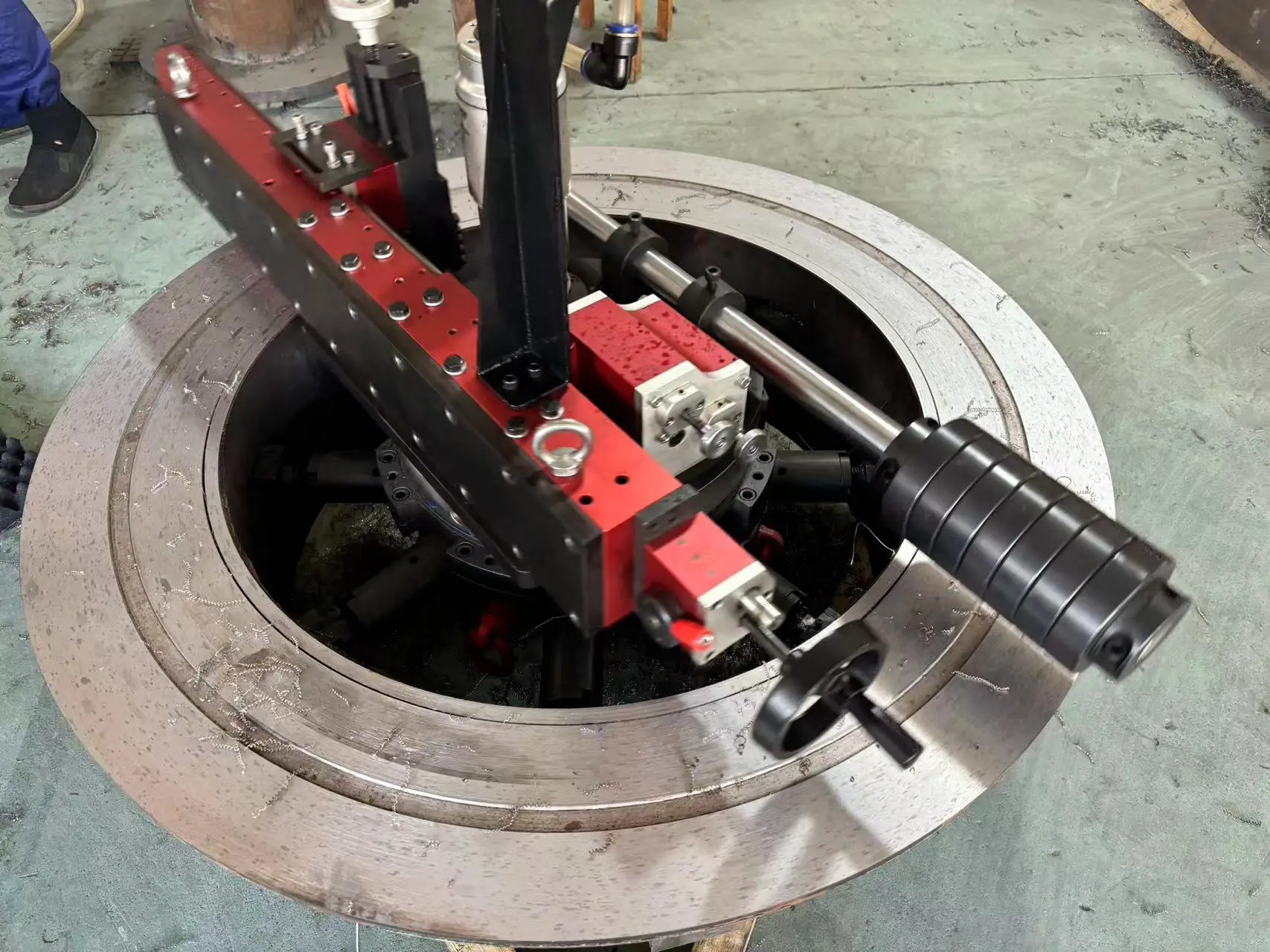 FLP-1650 Automatic Pneumatic Flange Facing Machine Seal Groove Repair ...