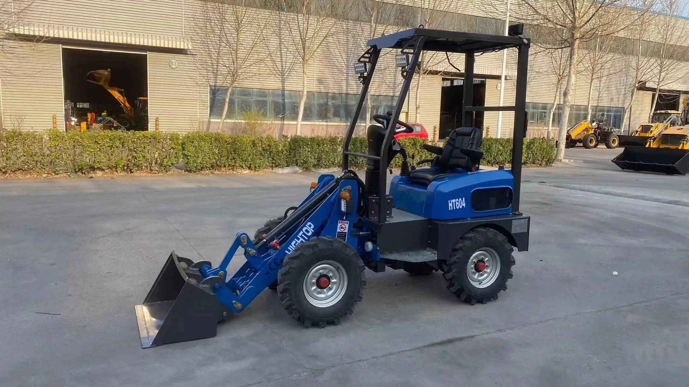 Yard Loader Micro Compact Hydrostatic Loaders Articulated Garden Shovel ...