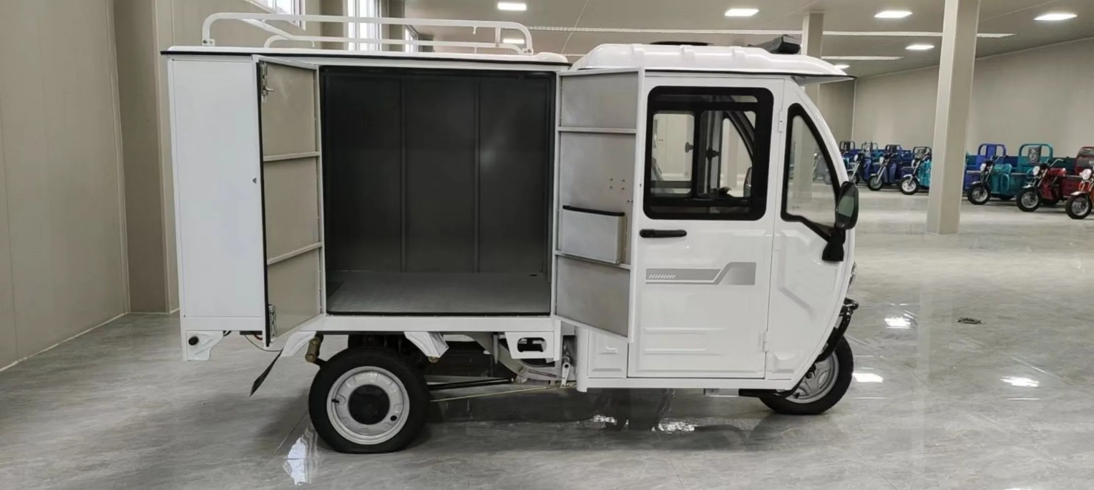 Express Delivery Electric Tricycle - Efficient Cargo Transport