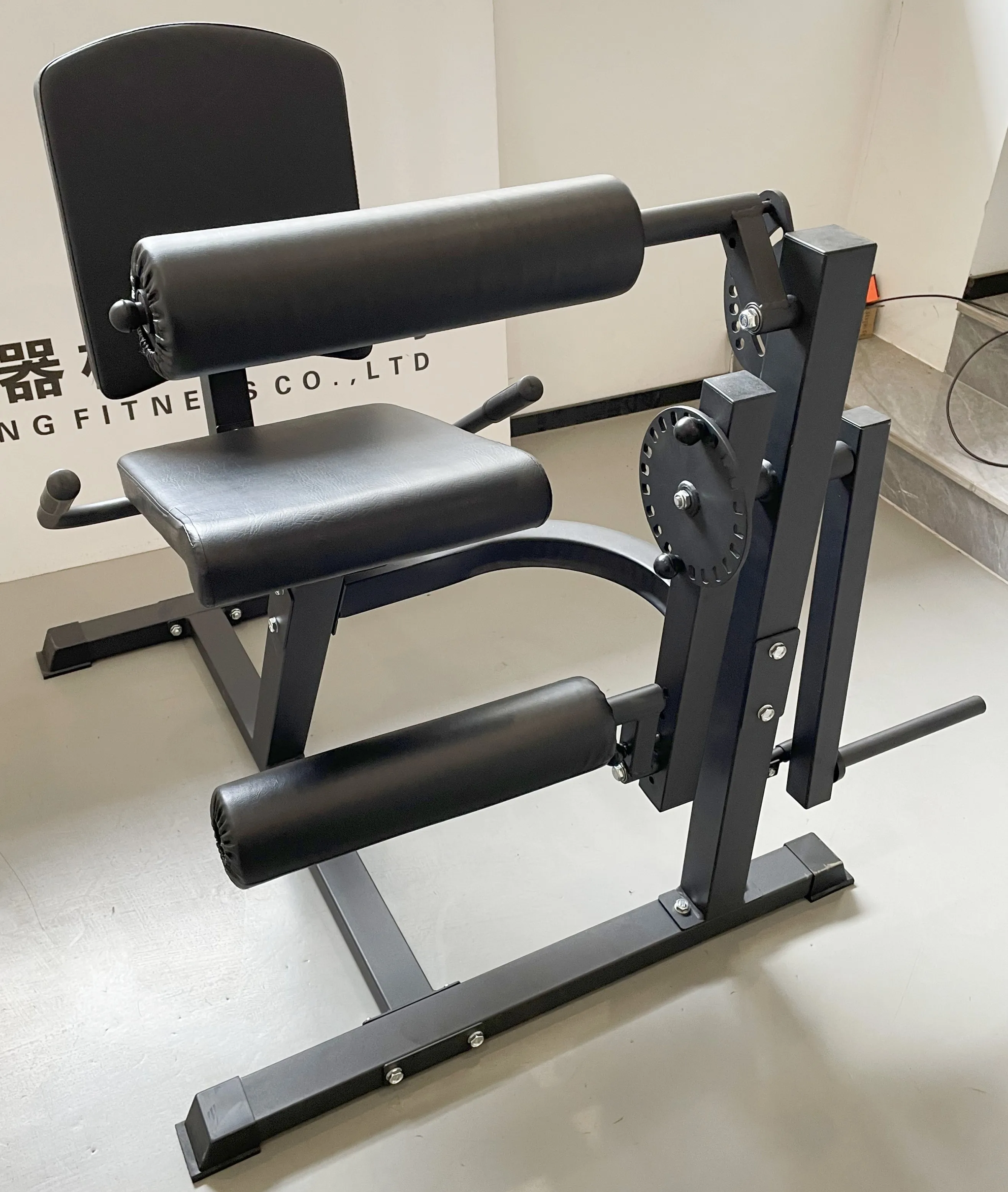 Zyfit Adjustable Plate Loaded Leg Extension and Curl Machine for Leg ...