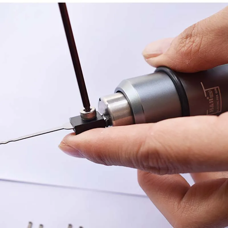 MINI Telescopic Electric Pick Gun - Rechargeable Lock Pick Tool for ...