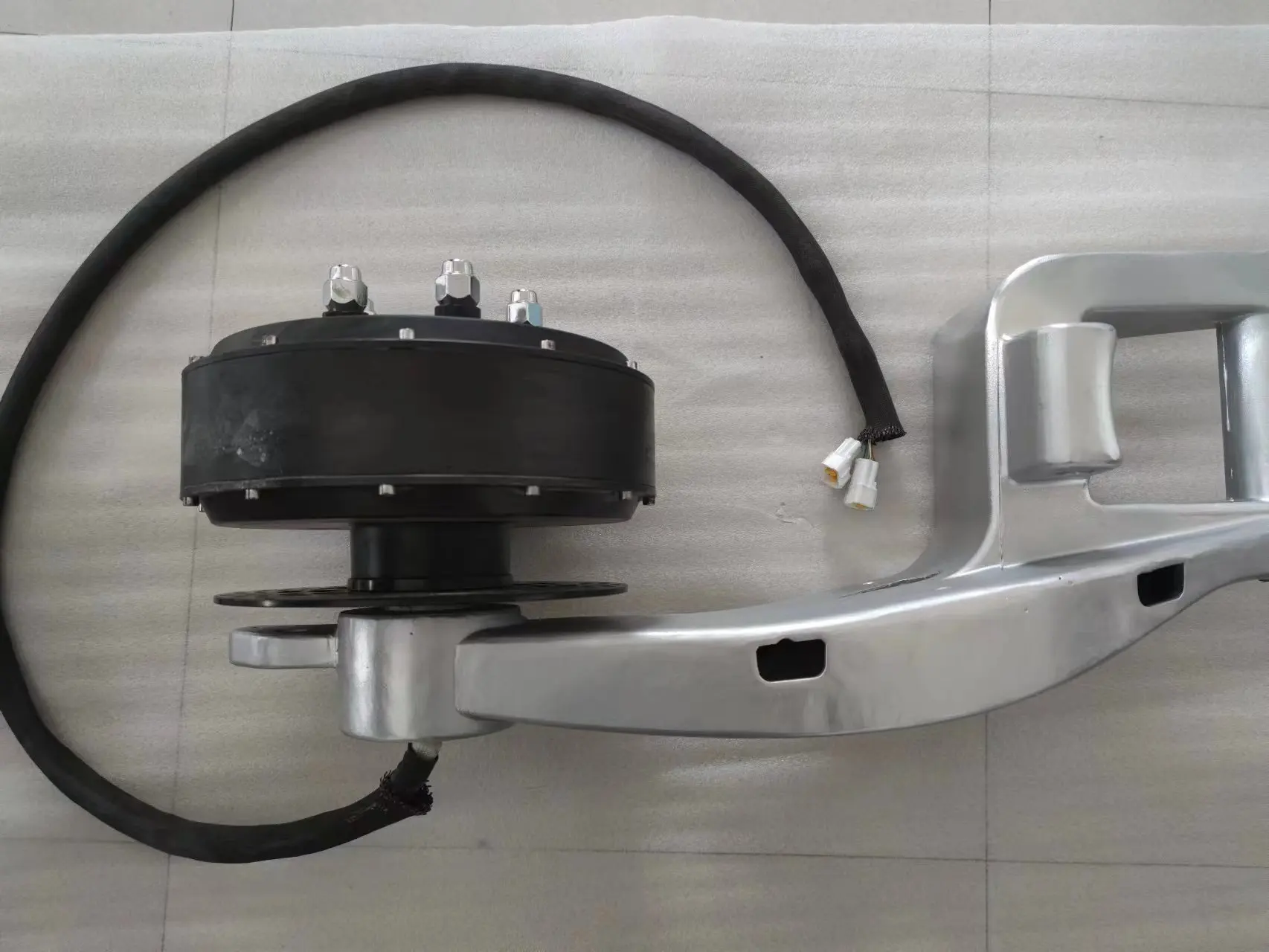 High Power Single Swingarm Hub Motor Set for Electric Scooters