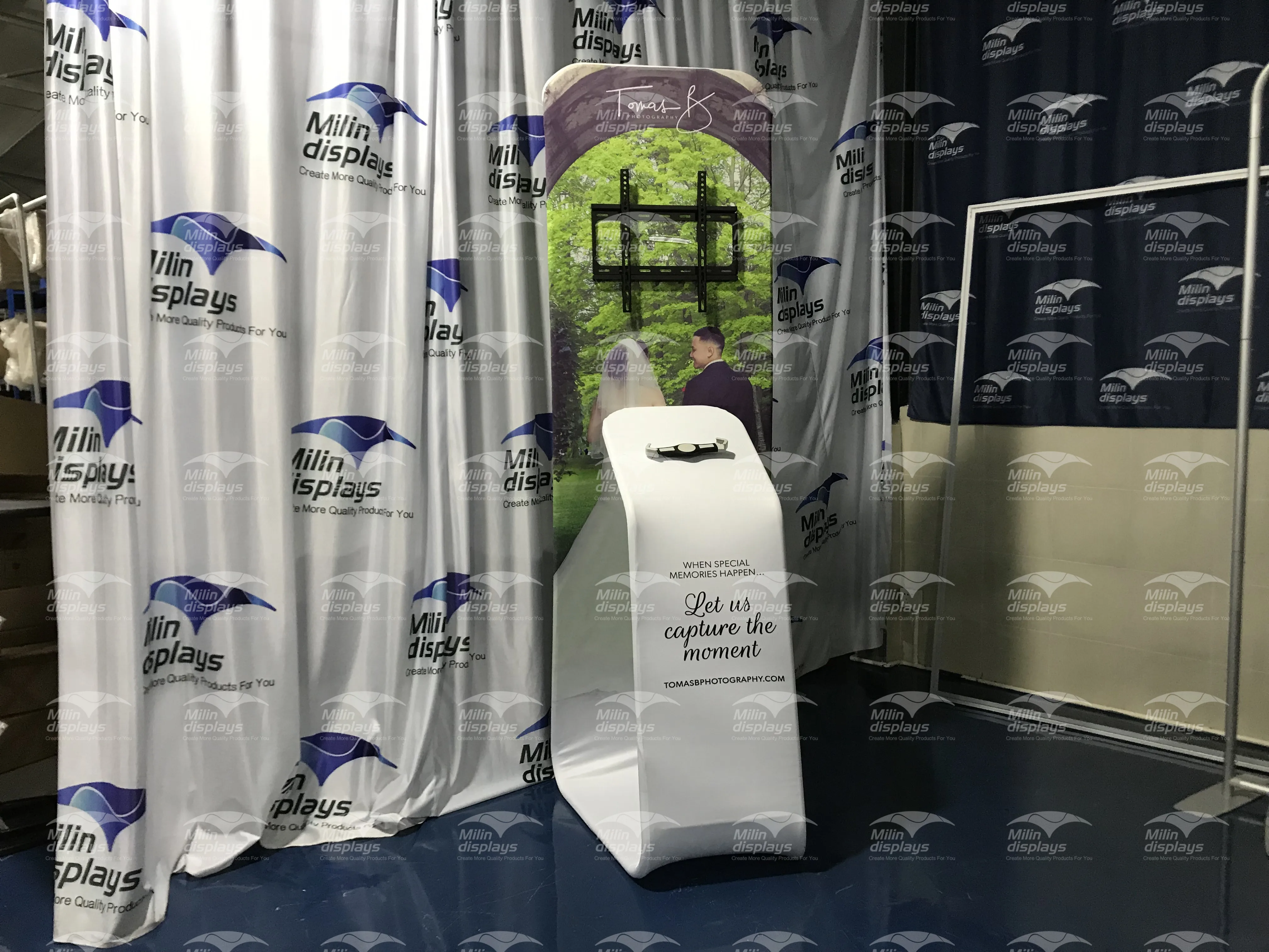 20*20ft Portable Island Trade Show Booth - MILIN Display