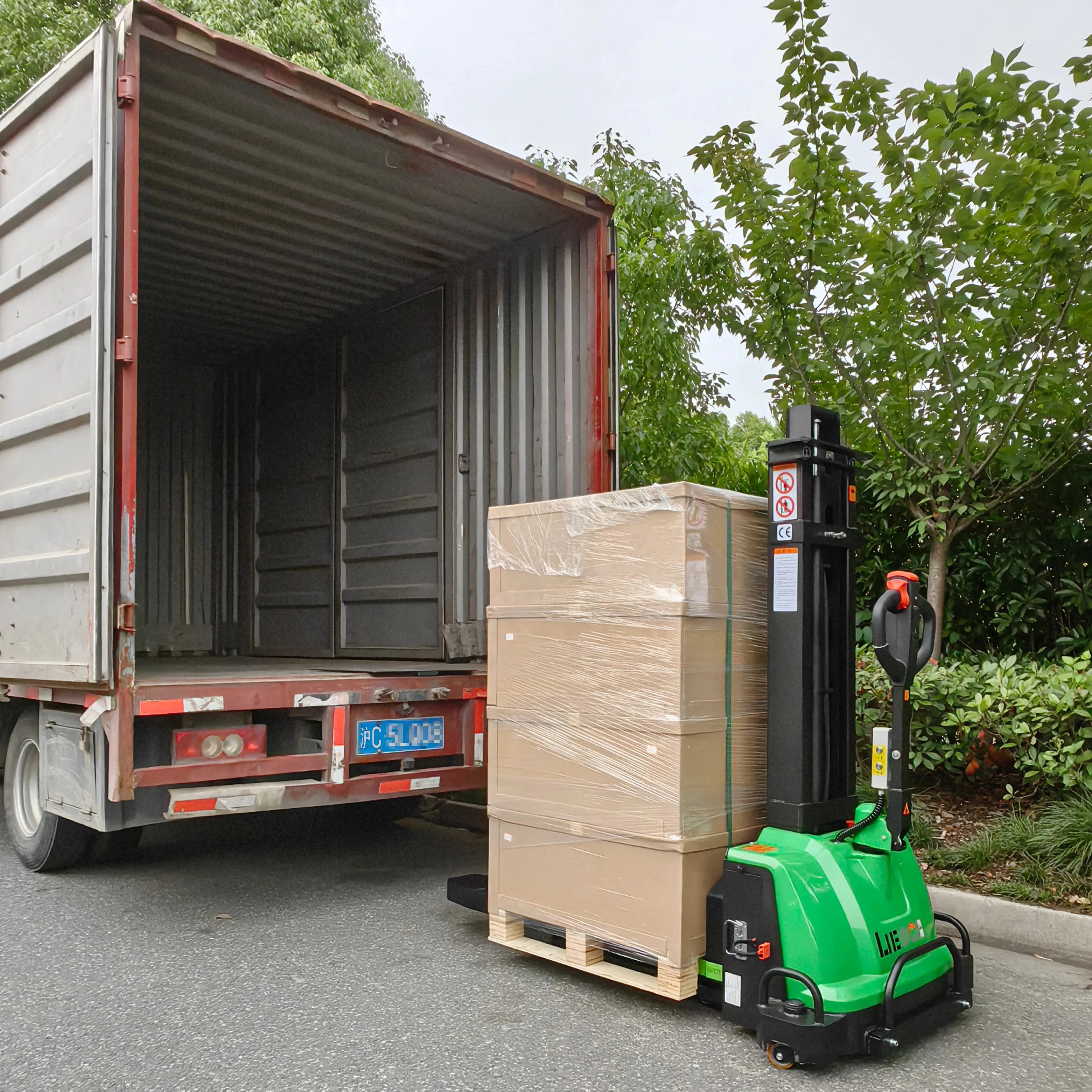 LIEBO 2024 Stock Self Lifting Stacker Hot Sale 500kg 700kg 1 ton Self Loading Portable Forklift ...