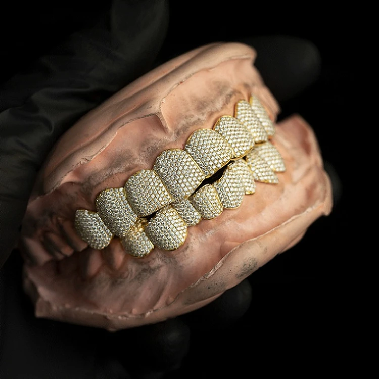 Custom Diamond Grillz 14k Gold 925 Sterling Silver Moissanite Diamond ...