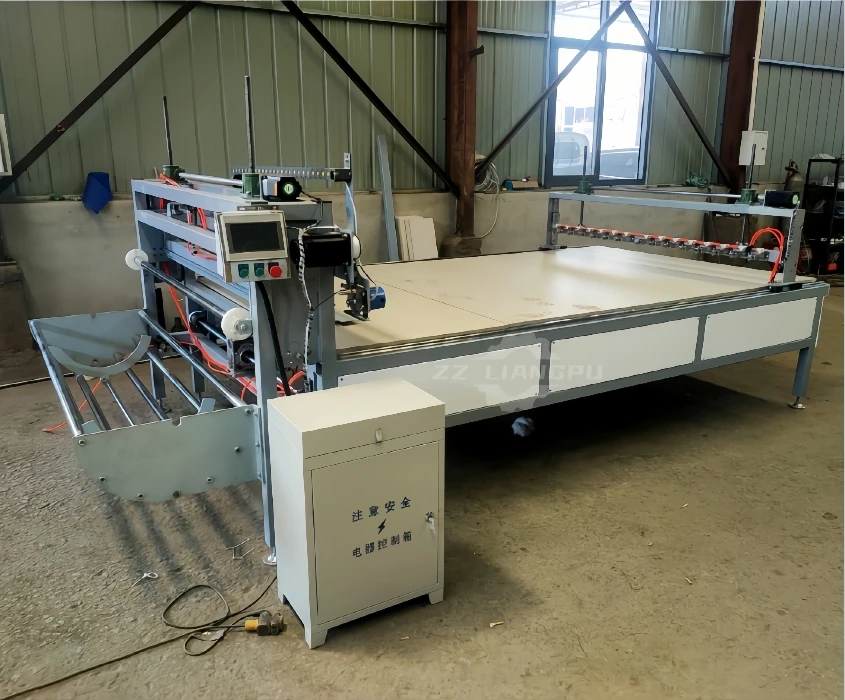Fully Automatic Cloth Fabric Laying and Cutting Machine
