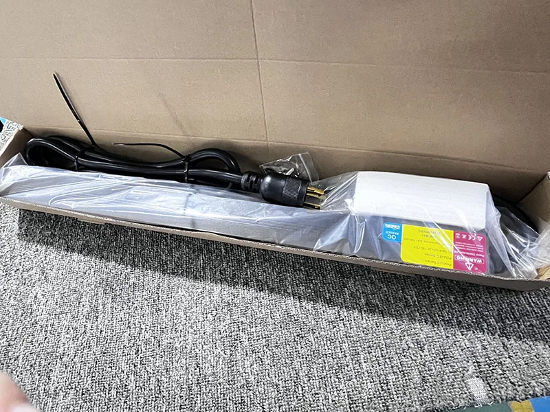 1U PDU Rack Mount Power Distribution Units - 30A 8 Outlets