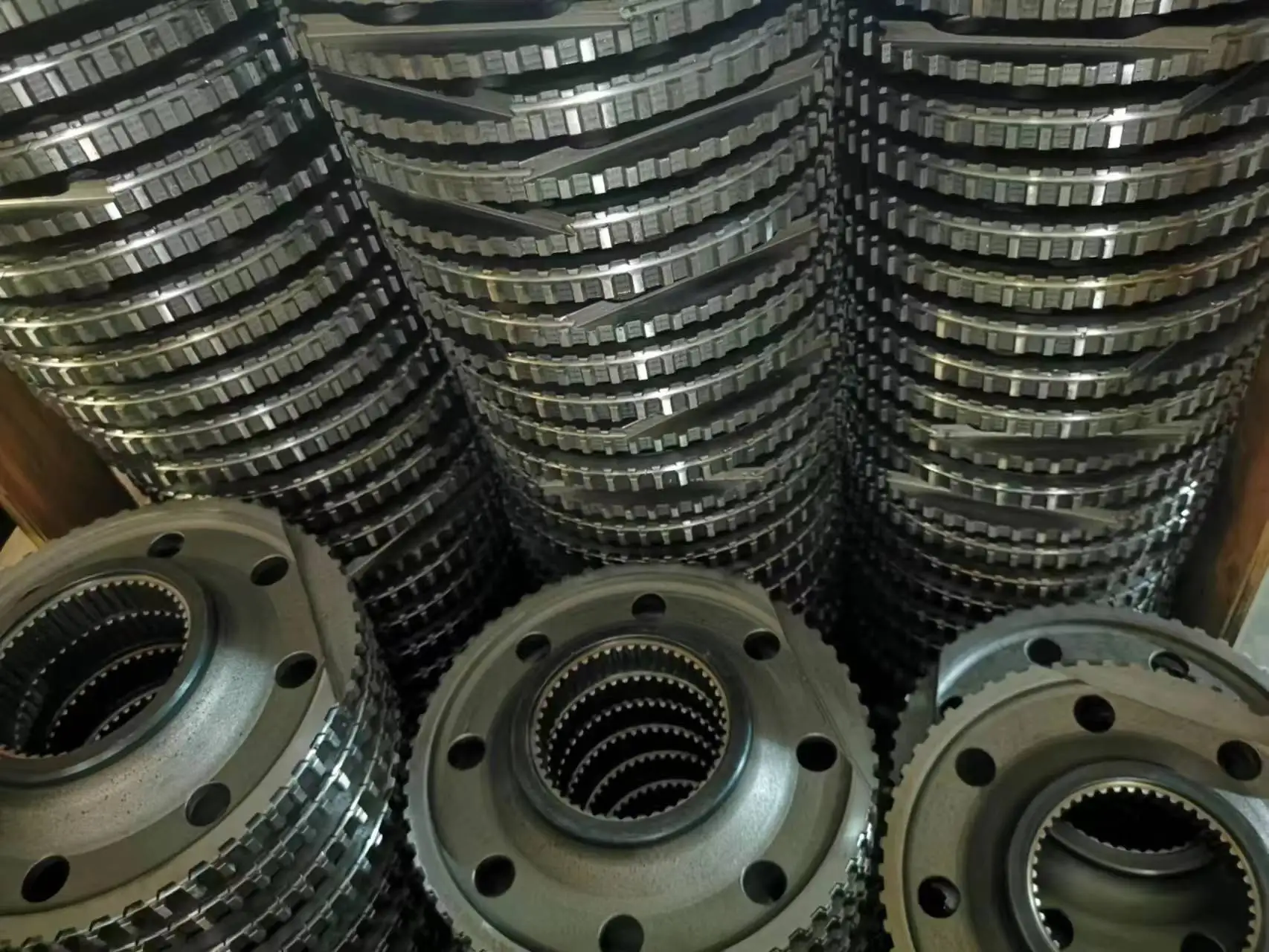 Truck Parts Faw Jiefang Torque Rod Bush Bushing Upper V Shape Thrust ...