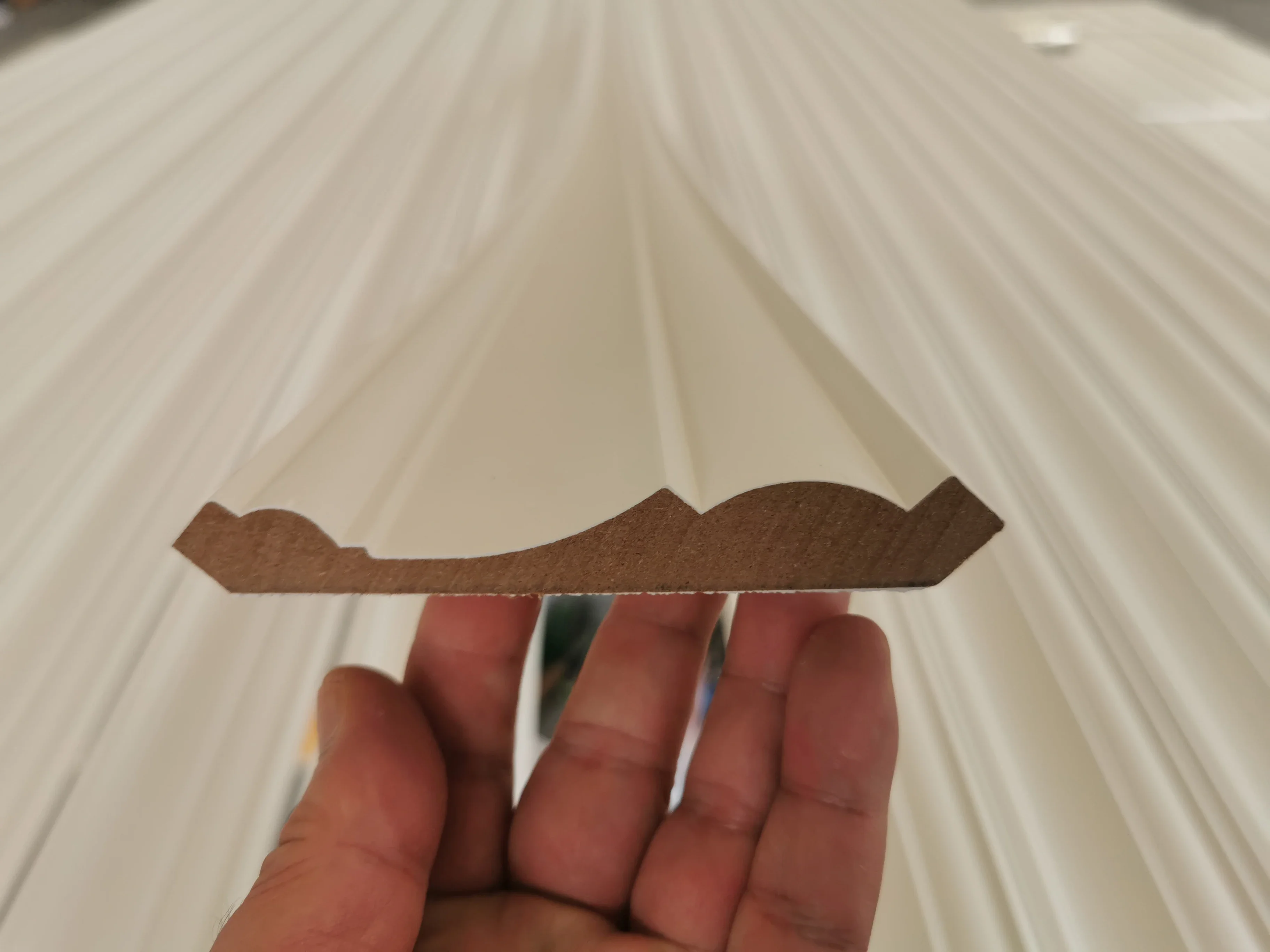 Contemporary White Primed Mdf Crown Mouldings With Good Quality For ...