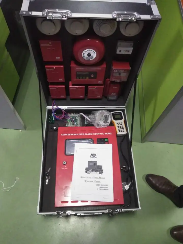 Alibaba.com: LPCB 1-32 Zone Conventional Fire Alarm Control Panel Show ...