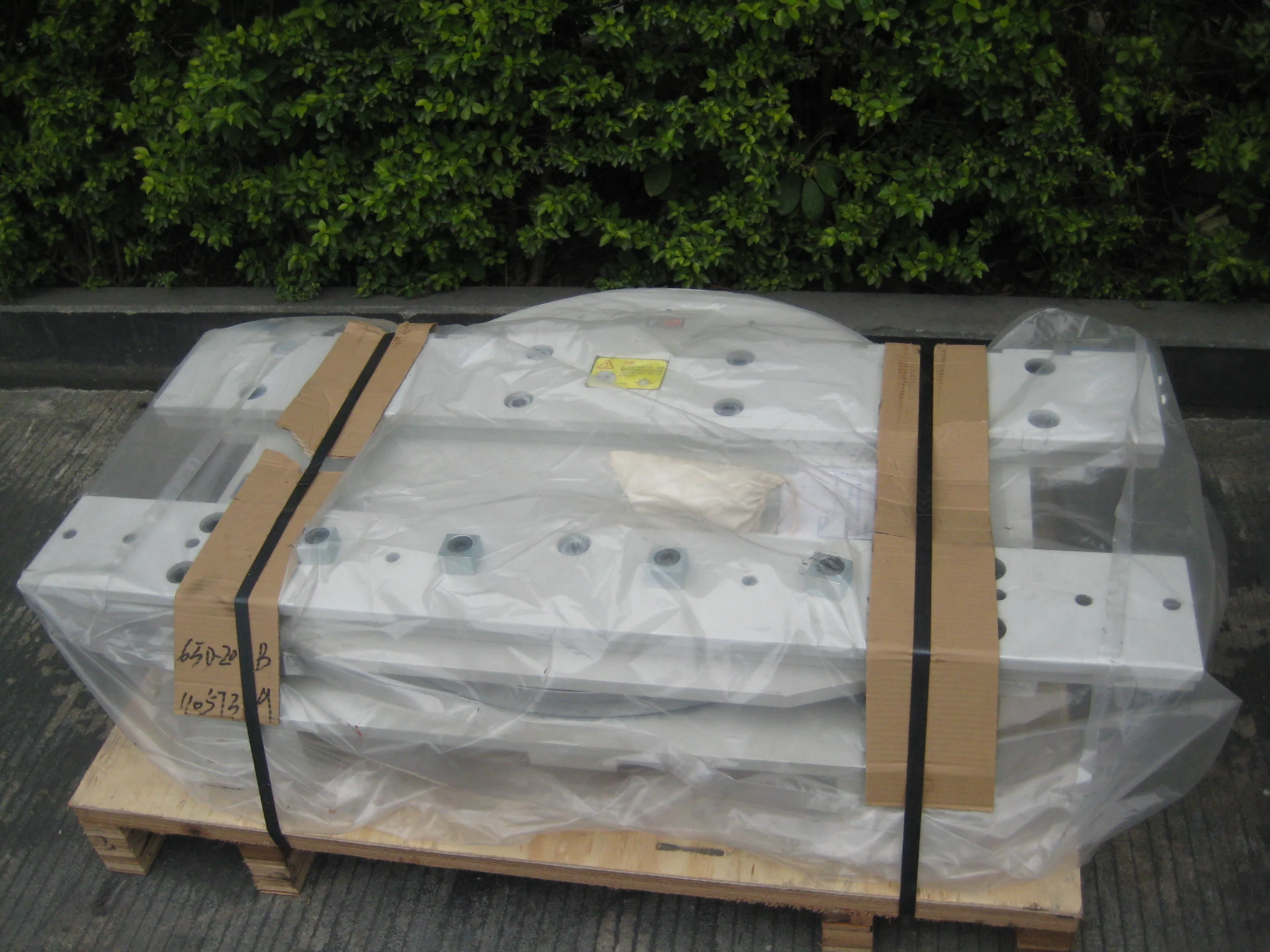 360 Degree Forklift Rotator - HZ SUNPOWER Customized Attachment