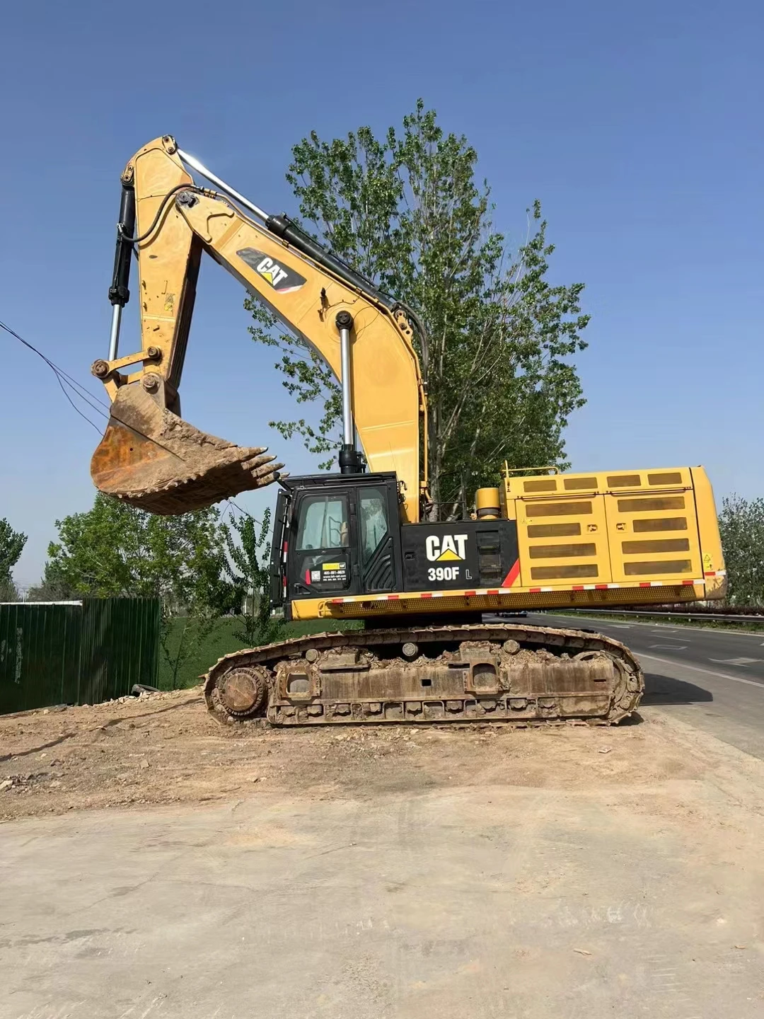 Japan Made Caterpillar Cat Brand 390 Excavator 90 Ton Crawler Cat ...
