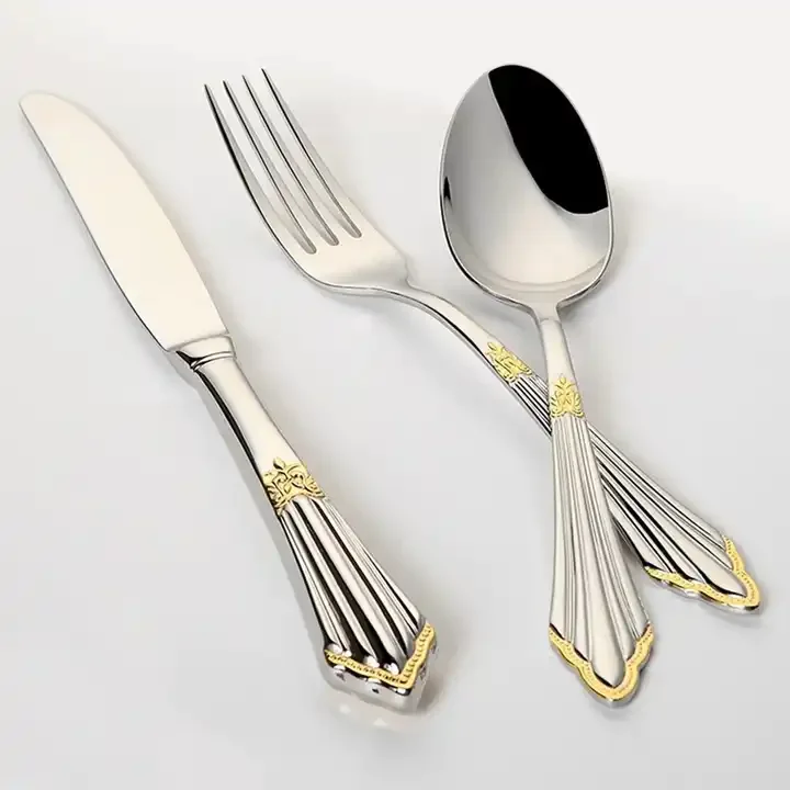 Ultimate Designing Silver Glossy Finishing Serving Cutlery Set with ...